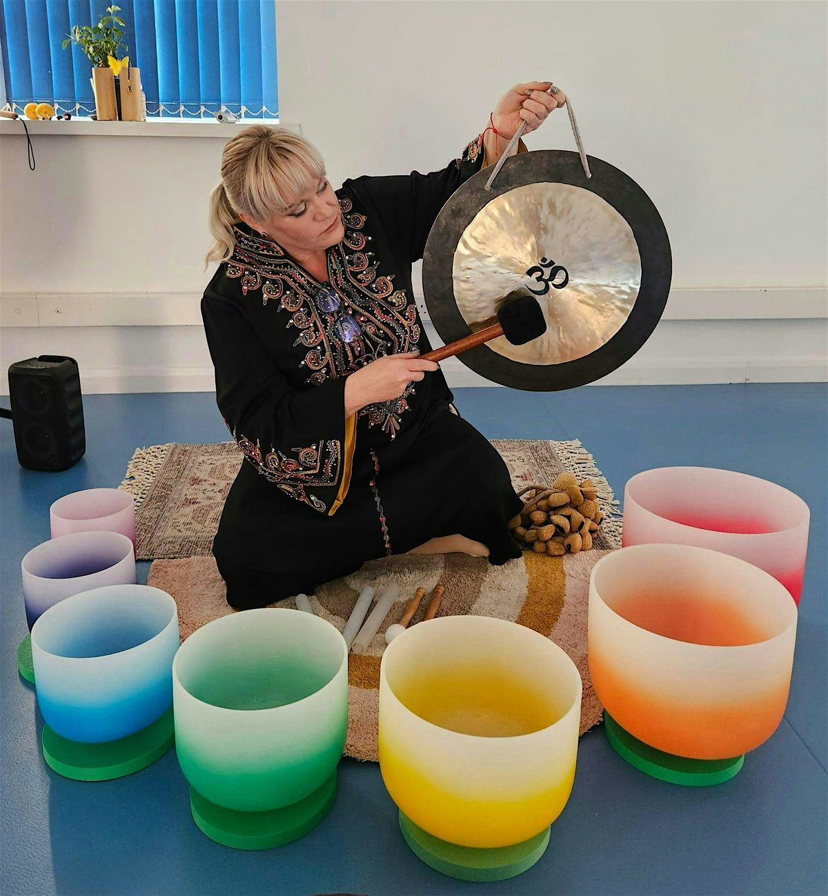 Sound bath with Gongs, crystal and alchemy singing bowls, chimes at ...