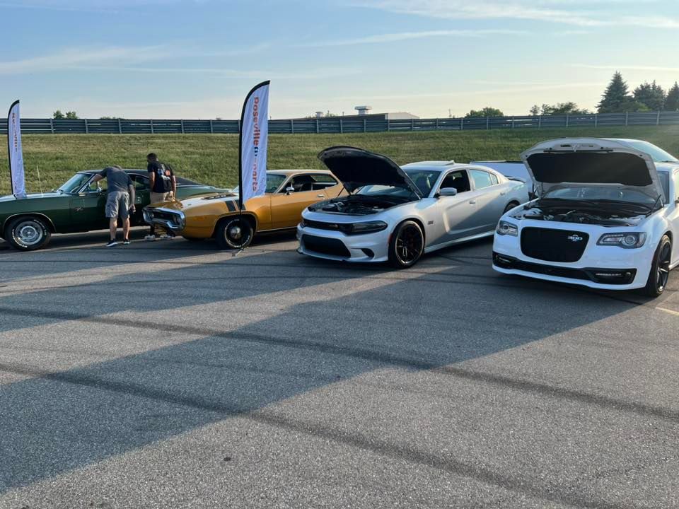 Motown Mopars at M1 Cars and Coffee at M1 Concourse Race Track, Pontiac ...