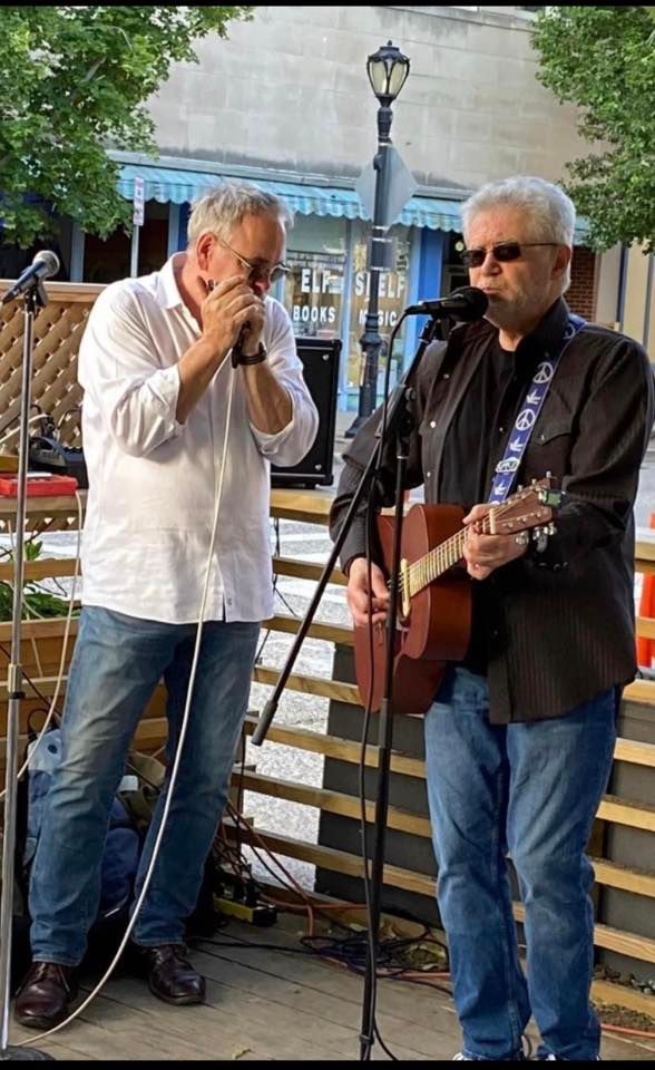 Chris Camp & John Drake Acoustic Blues n Soul | Buzz Bomb Brewing Company, Springfield, IL ...