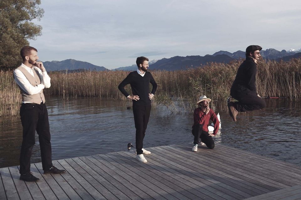 Hekto Super | Elektro-Punk-Funk-Crossover | Wild, humorvoll, tanzbar ...