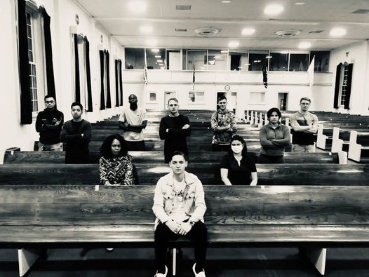 Modern Worship Service- Memorial Chapel at Cherry Point Base Chapel ...