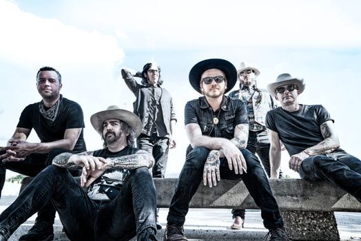 Vandoliers & Rob Leines | xBk Live, Des Moines, IA | October 28, 2021