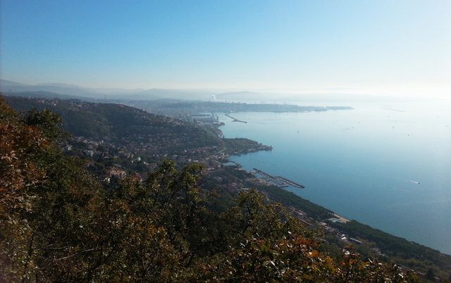 Trekking di 2 giorni nel Golfo di Trieste: dal Carso al mare | Trieste ...