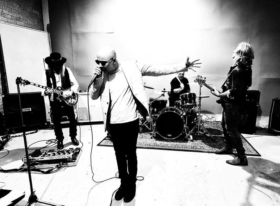 EMPIRICAL PREY AND MARK MERCY PRESENT ; THE RETURN OF THE VINEYARD AND ...