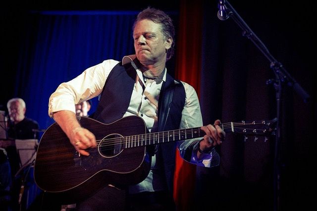 Gary Young Live at Chirnside Park Country Club at Chirnside Park ...