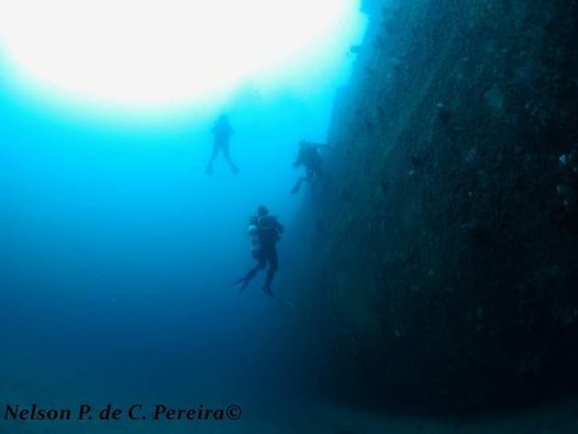 Ex-HMAS Swan Boat Club Dive at Port Geographe Marina, East Bunbury on ...