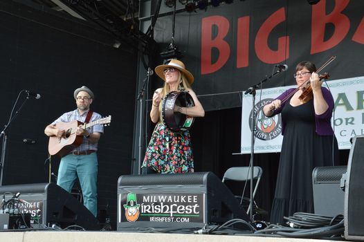 athas at Shamrock Club Post Parade Party 2022 | Irish Cultural ...