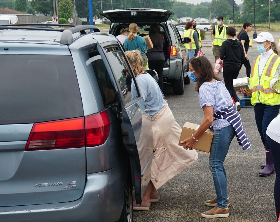 FREE GROCERIES! Pick up at Cristo Rey, Waukegan- Lake County | Cristo ...