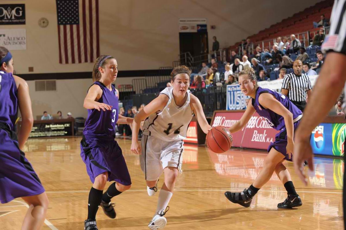 Loyola Chicago Ramblers at St. Bonaventure Bonnies Womens Basketball at ...