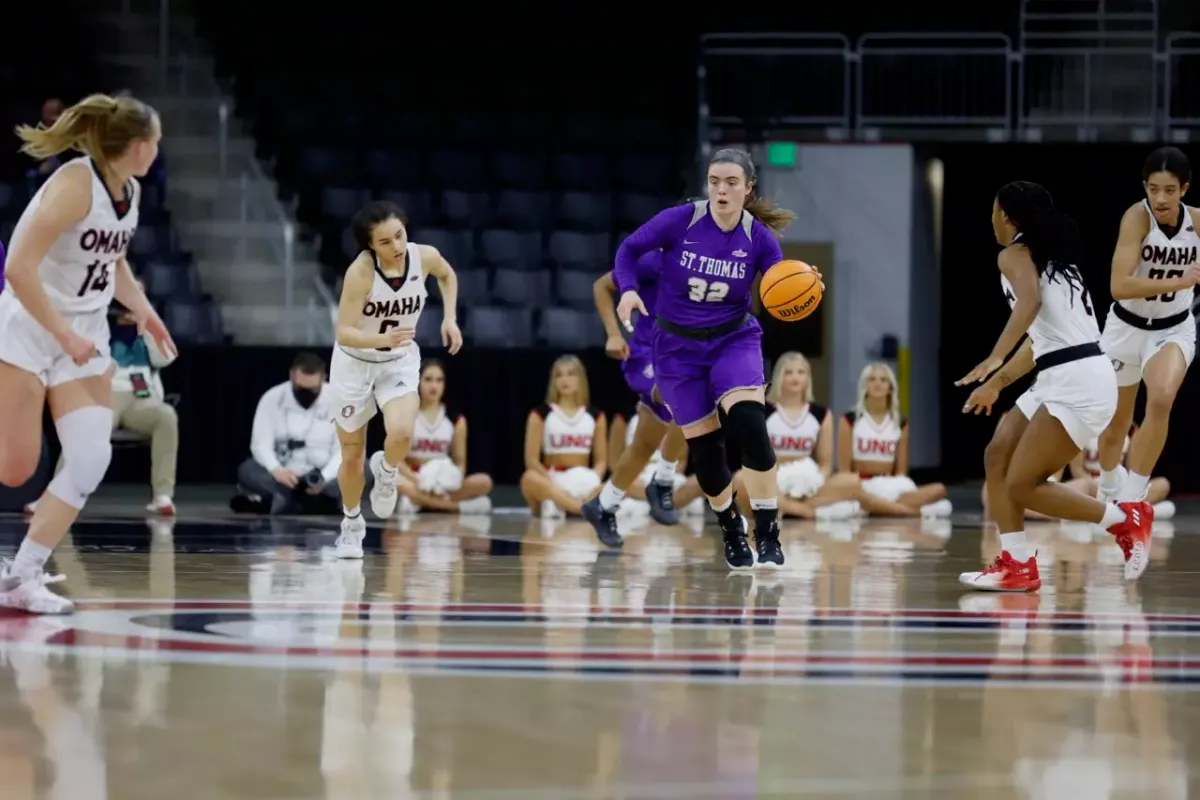 St. Thomas Tommies at Omaha Mavericks Womens Basketball at Baxter Arena ...