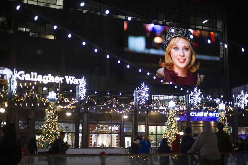 Holiday Movie Nights | Gallagher Way Chicago | December 1, 2022