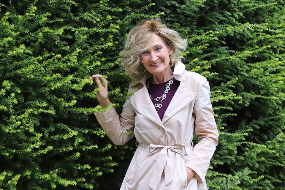 Zálety Aleny Zárybnické se Zuzanou Bubílkovou | Divadlo 29, Kladno, CZ ...