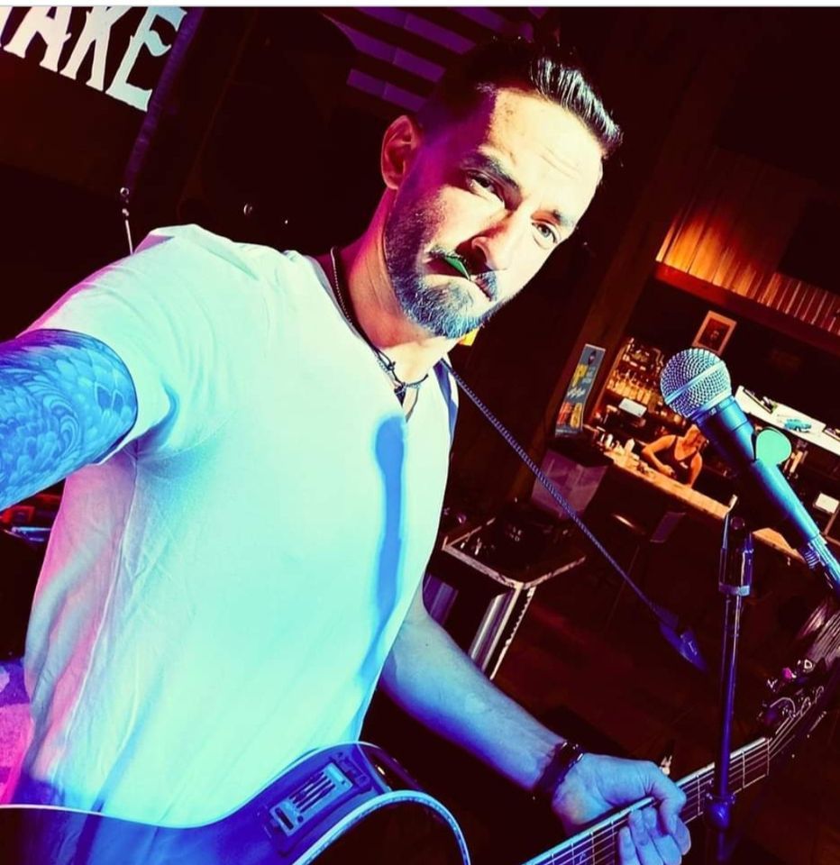 Wade Snake Live at The Barrel House! at Red Wing Barrel House on 24th ...