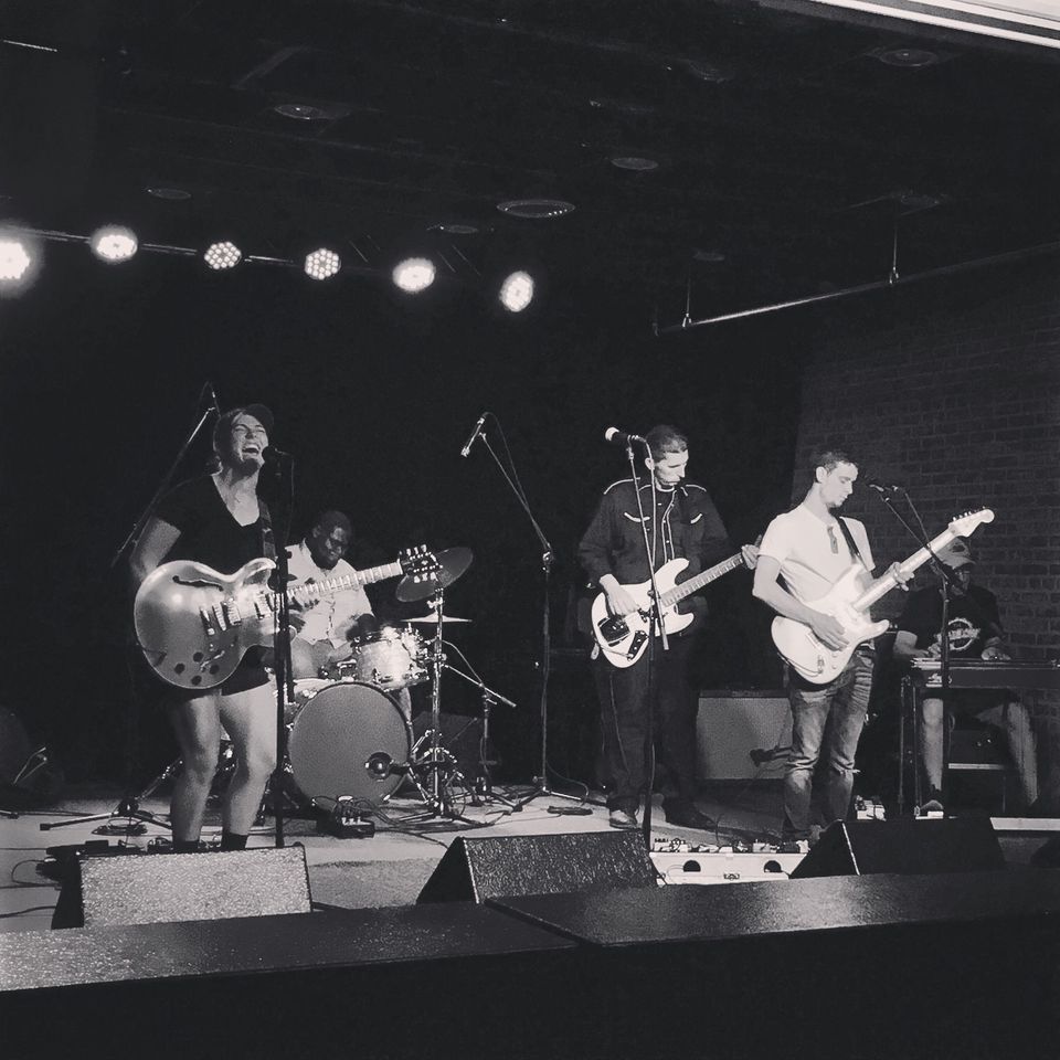 Meredith Hicks Live on the Deck | Glory Bound Gyro Co. - Hattiesburg ...