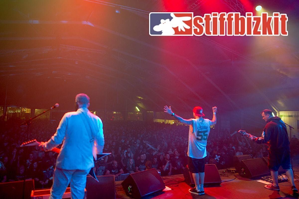 Stiff Bizkit (A tribute to Limp Bizkit) LIVE at The Black Lion at Black ...