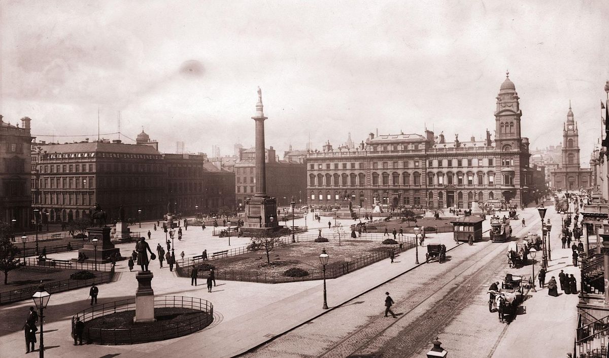 George Square Walking Tour | George Square, Glasgow, SC | November 13, 2022