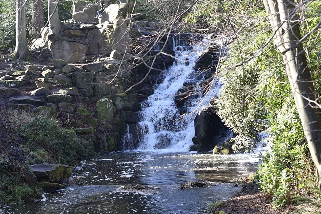 VIRGINIA WATER CASCADES AND WINDSOR CASTLE - SATURDAY WALK | Waterloo ...