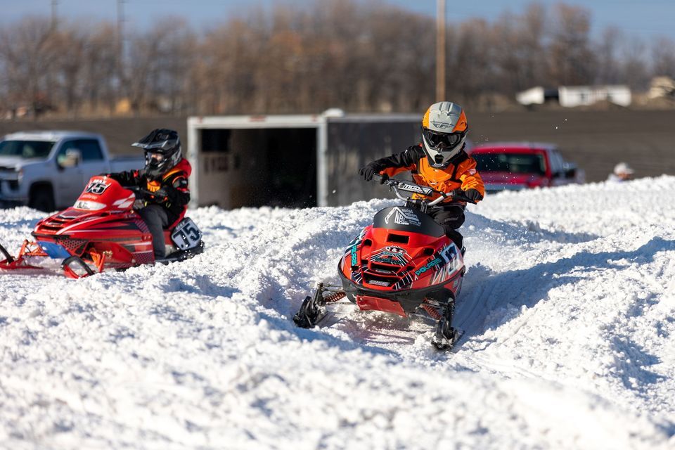 Two Eighty Six Sno Series Fargo Race - 1 at Red River Valley Speedway ...