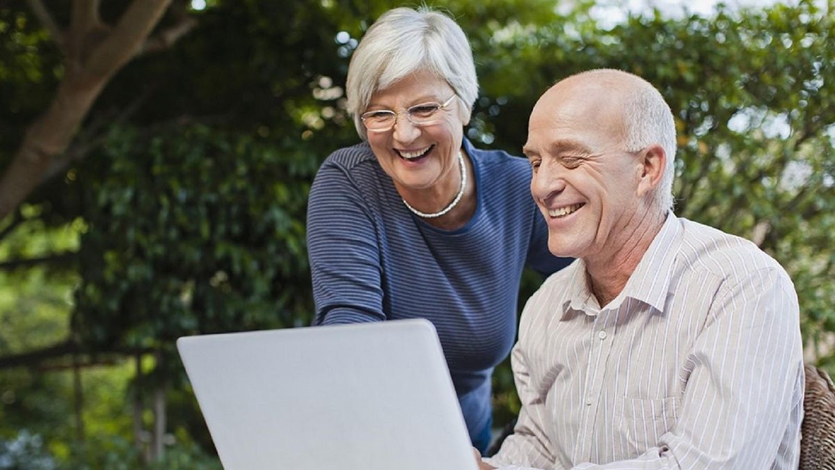 Basic seniors tech training: intro to Android phones I Batemans Bay ...