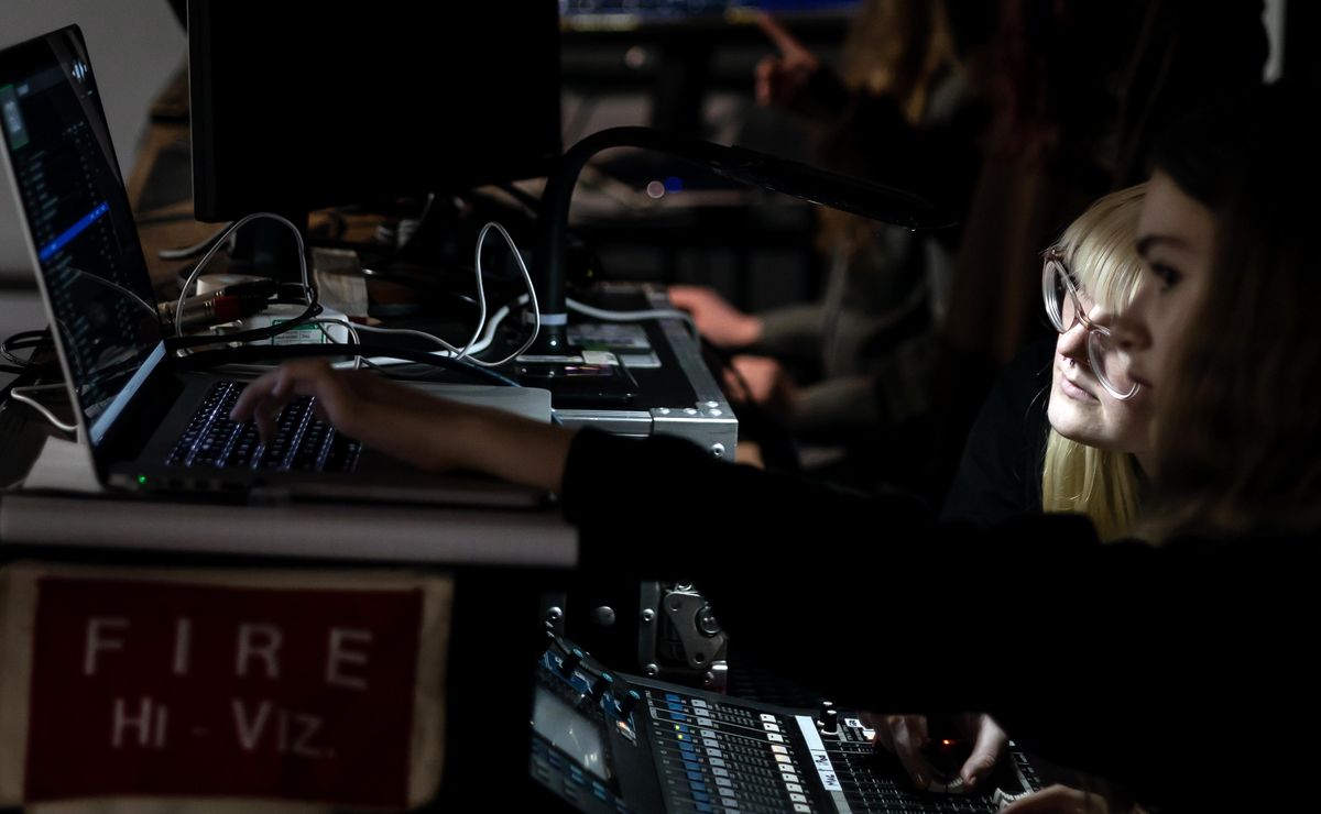 Off:Stage Directions: Design, Technical & Digital Arts at Various ...