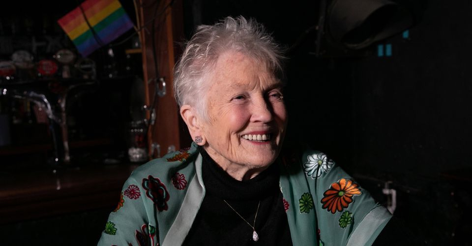AN EVENING WITH PEGGY SEEGER at The Robin Hood Pontefract on 16th July ...