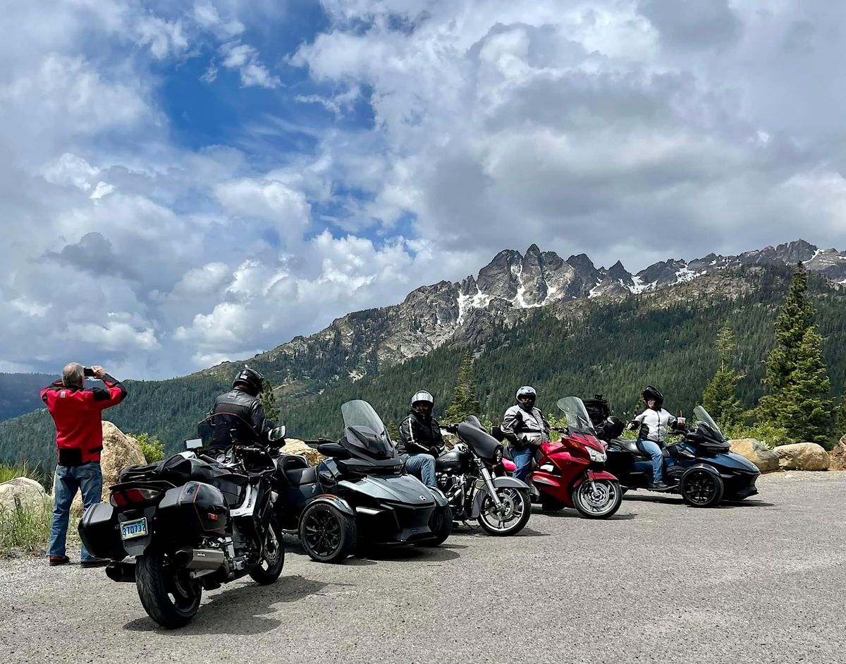 Fourth Annual Twisty-M Motorcycle Poker Run at El Toro Bravo Mexican ...