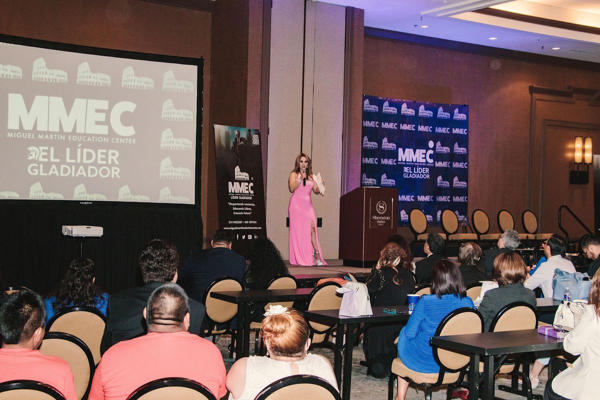 El Arte de Hablar en Publico Exitosamente at MMEC Offices Conference Room, Dallas on 12th March ...