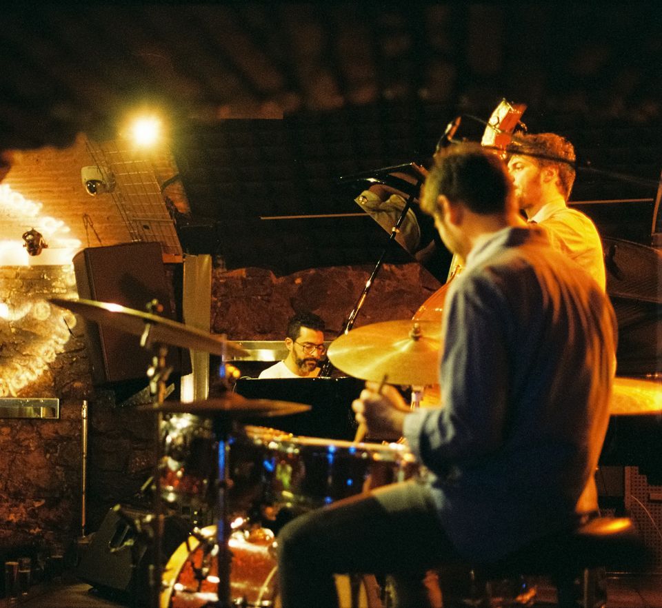 Der Divan Music Festival at Schützallee 27, 14169 Berlin, Deutschland ...