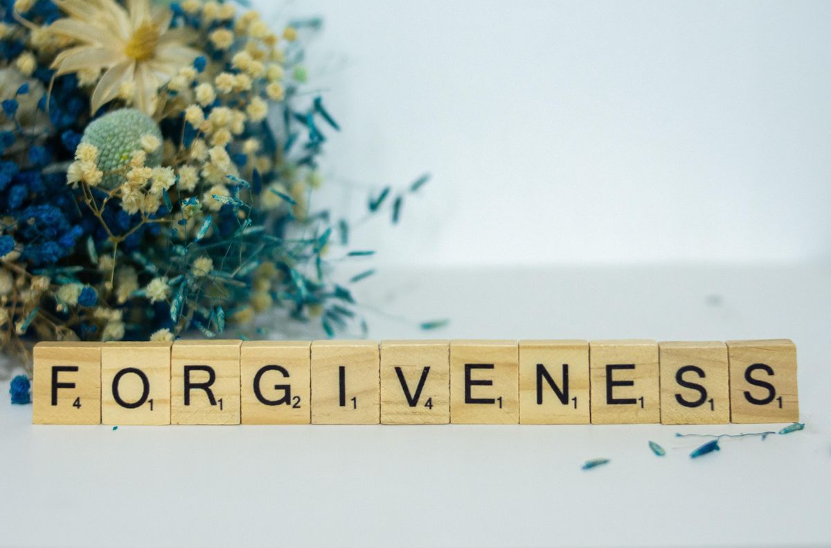 How do we Forgive? Forgiveness in Friendships, Families, and ...