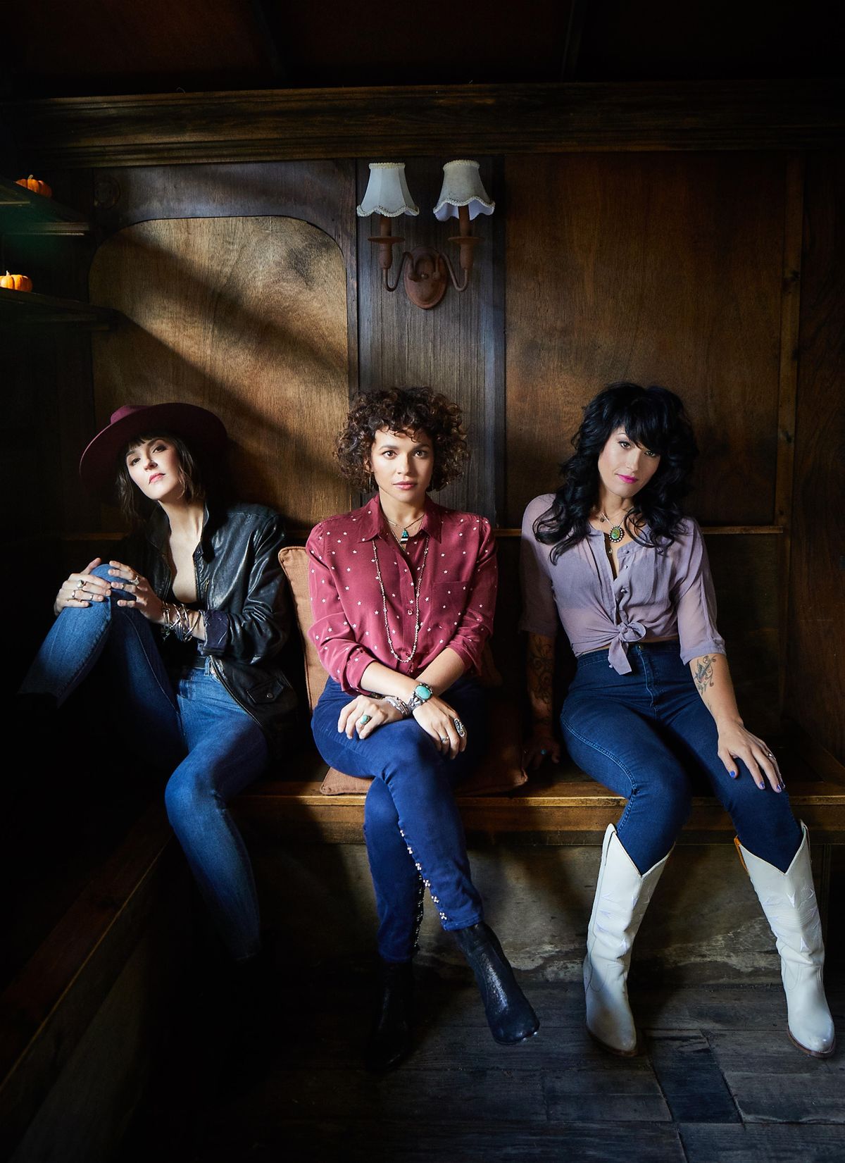 Puss N Boots (ft. Norah Jones, Sasha Dobson, Catherine Popper) | Race ...