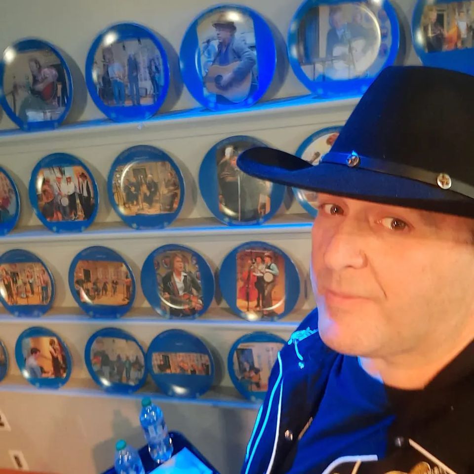 Craig Hendricks returns to the Blue Plate Special! | Knoxville Visitors ...