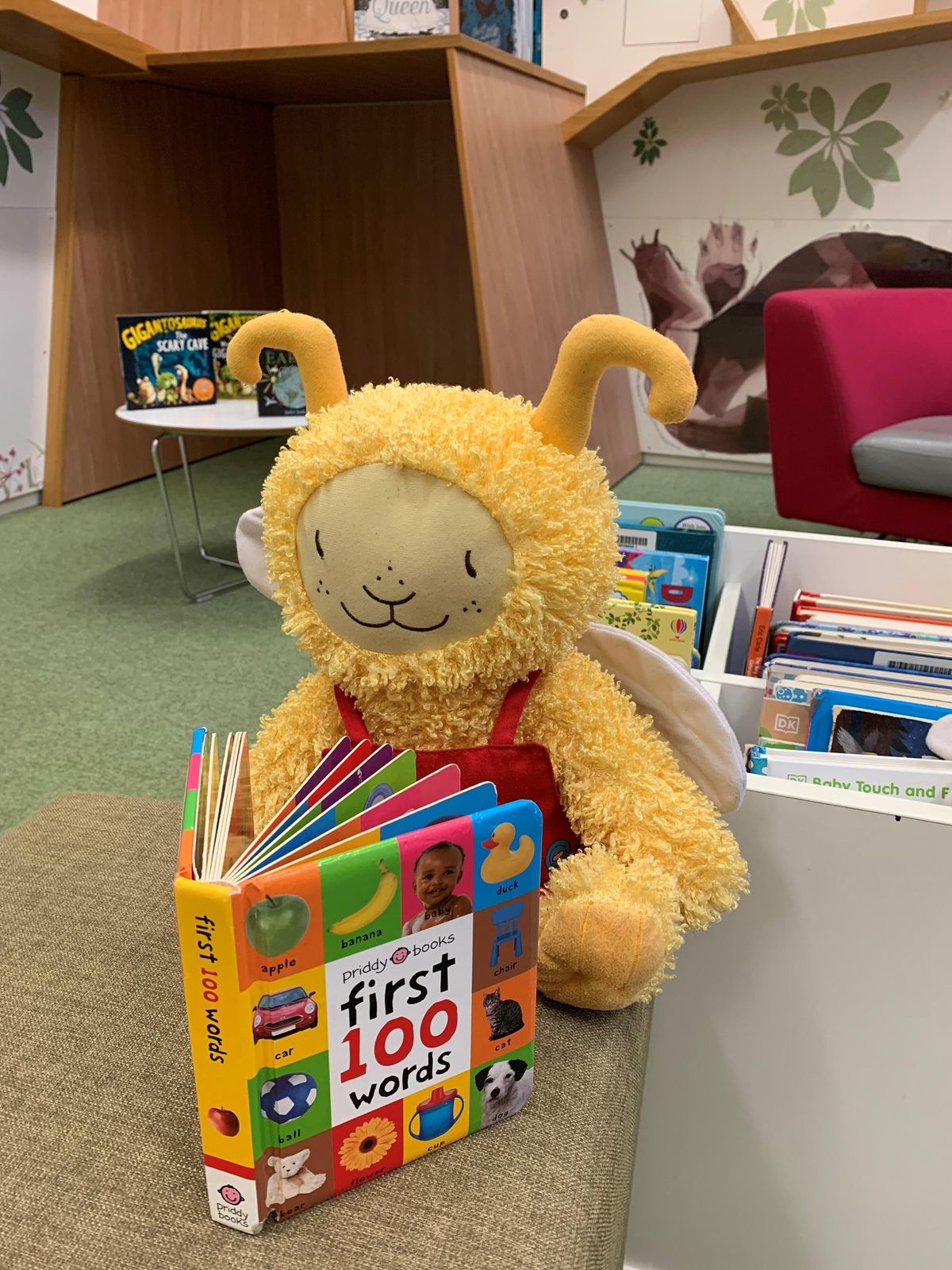 Edinburgh Central Childrens Library - Indoor Bookbug session for under ...