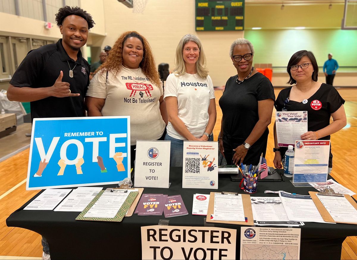 Looscan Neighborhood Library VDVR Training | Looscan Neighborhood ...