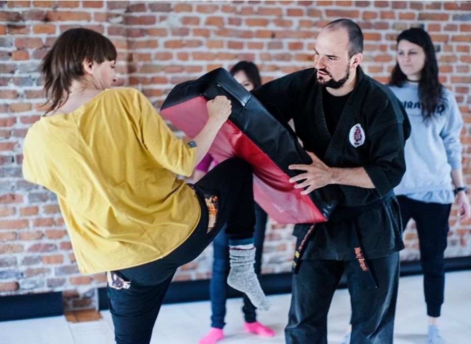 Dzień Kobiet 2023 - Trening Samoobrony at Akademiet kickboxing og ...