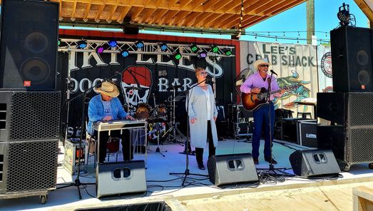 The Amigos @ Lees Landing at Lee's Landing Dock Bar, Port Deposit on ...