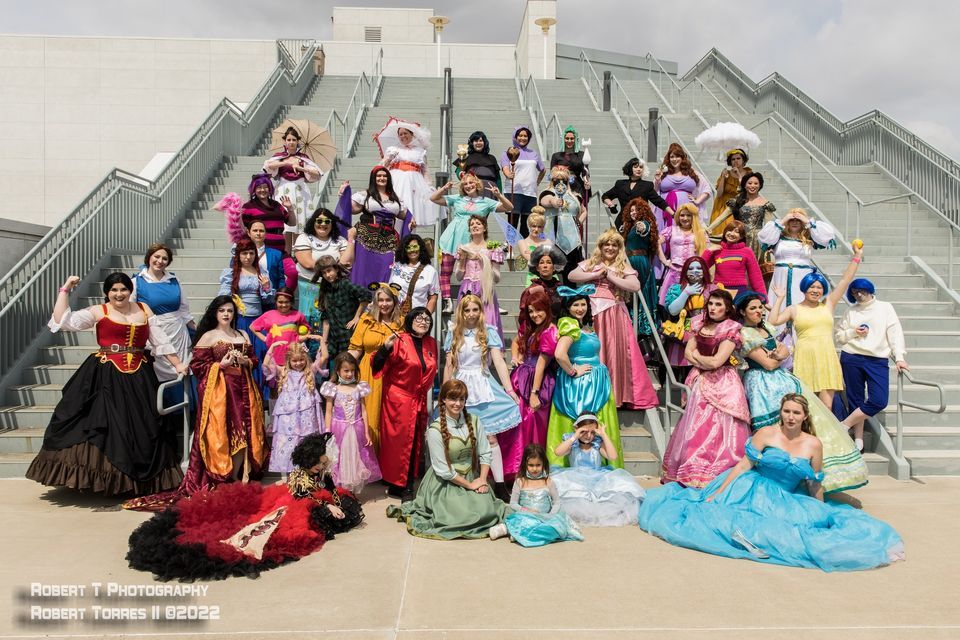 2023 WonderCon Disney Group Shoot at Anaheim Convention Center on 26th ...