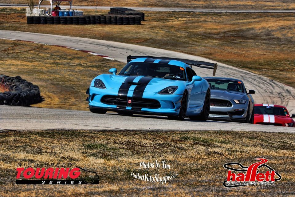 High Speed Touring (HST) - Round 1 at Hallett Motor Racing Circuit ...