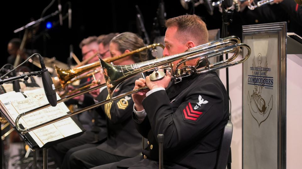 United States Navy Band Commodores at Springettsbury Park Amphitheater ...