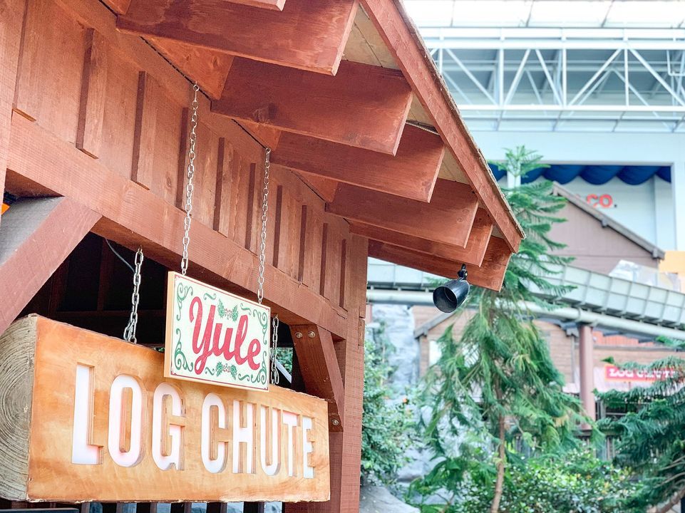 Yule Log Chute at Nickelodeon Universe®, Bloomington on 22nd November, 2022