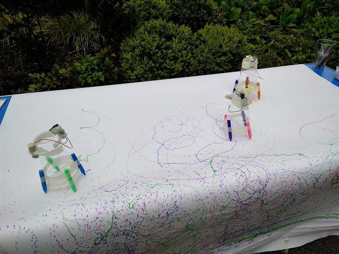 Doodle Bots at Spindles Town Square Shopping Centre, Oldham on 29th ...