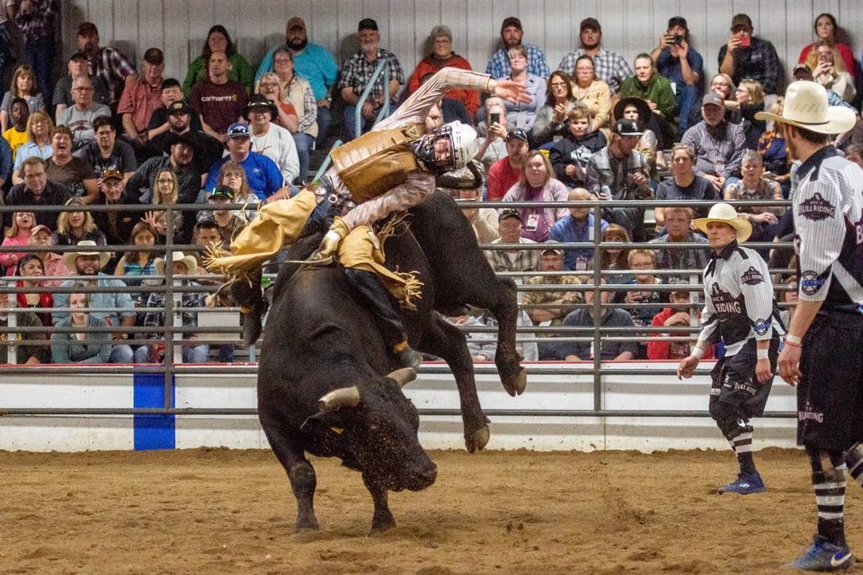 Lakes Rodeo-Professional Bull Ridng -N- Barrel Racing | Crow Wing ...