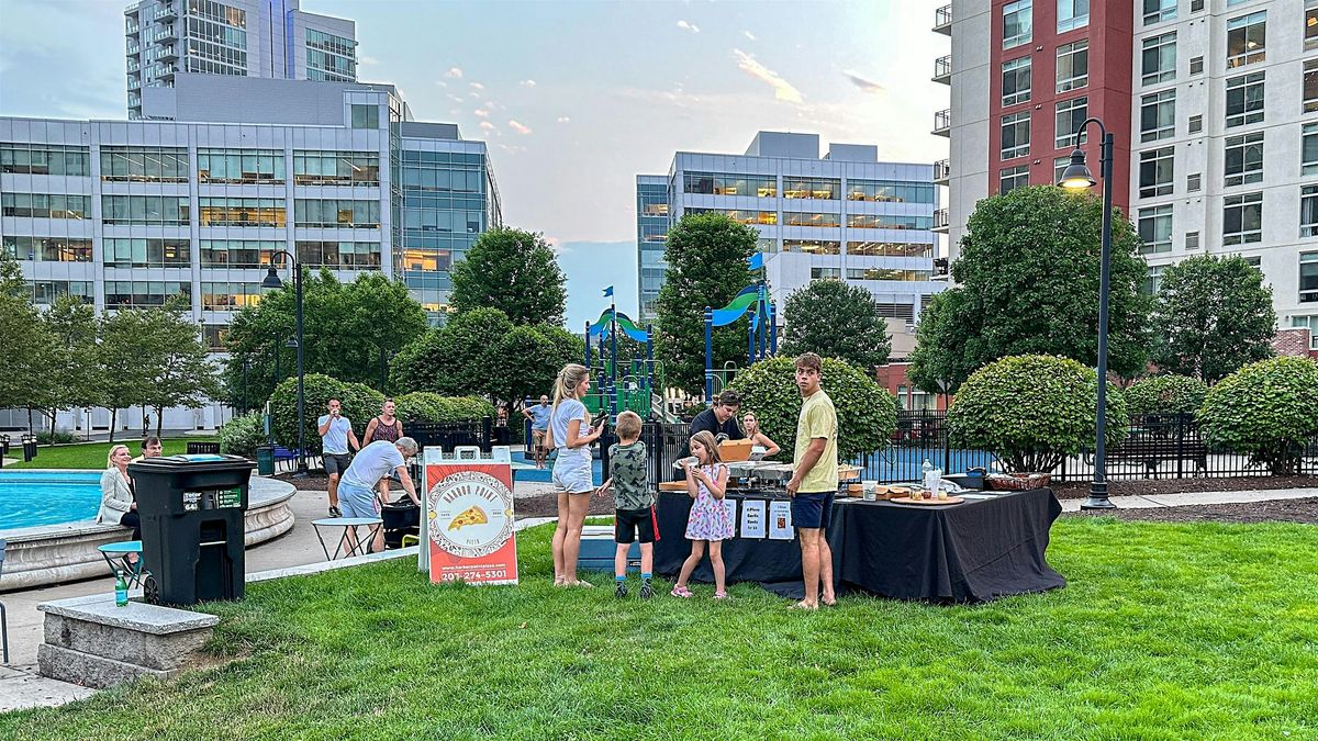 Enjoy a Movie in Commons Park | Harbor Point Commons Park, Stamford, CT ...