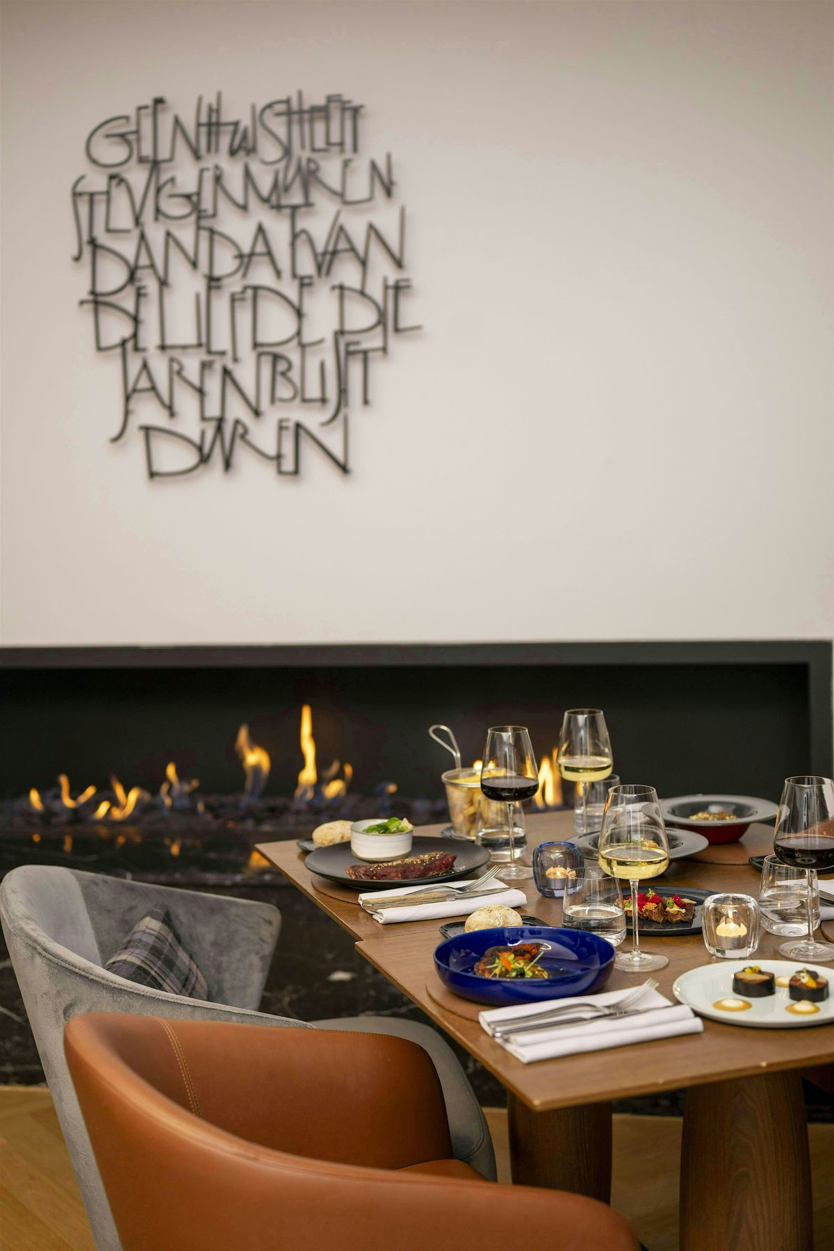 Christmas Eve Dinner at Le Louise Hotel Brussels - MGallery, Bruxelles ...