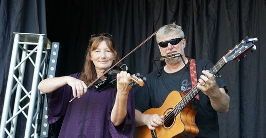 Paddy goes to Holyhead & Almut *Musik im Garten* | Neues Schützenhaus ...