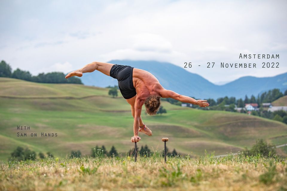 Handstand workshop in Amsterdam with Sam on Hands | Circuswerkplaats ...