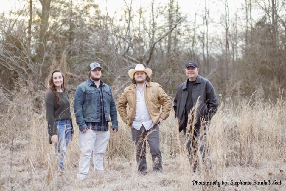 2Digh4 LIVE at The Mason Jar Lager Co. at The Mason Jar Lager Company ...