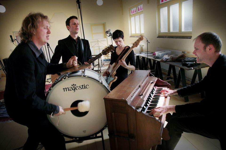 Meindert Talma speelt Nu geloof ik wat er in de bijbel staat (2007 ...