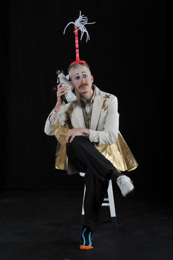 The Great Garbolski @ Flying Actor Studios "Up For Air" at Stage Werx ...