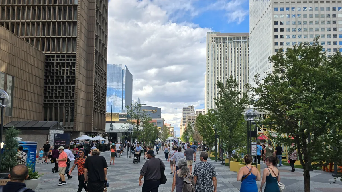 Easy Urban Walk of Lower Downtown and Beyond at Union Station, Denver ...