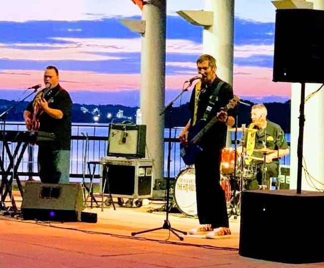 Roy Kyle and the Hot Rod Cruisers at Eagles in Evansville IN at ...